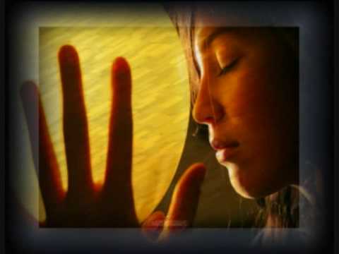 BahaR SeviyoruM DiYeN DiLLer YaLanmiŞ