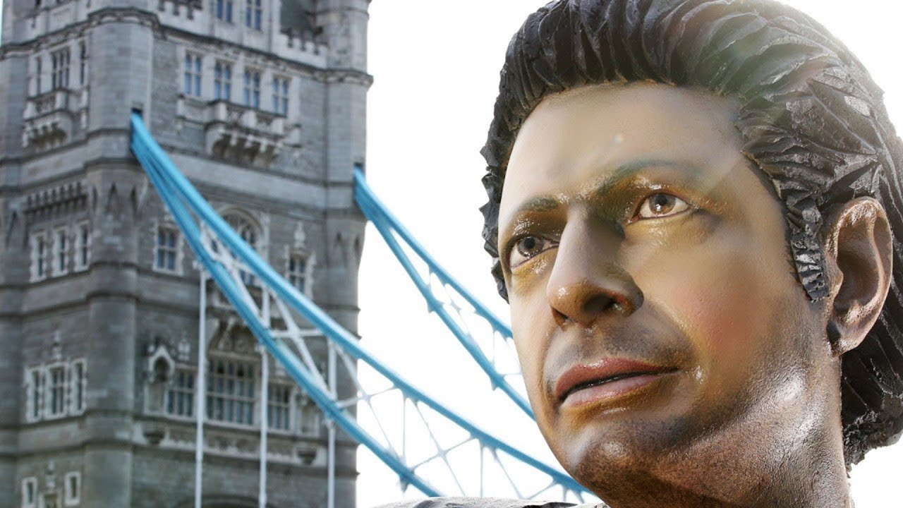 "Jurassic Jeff" statue on show in London - YouTube