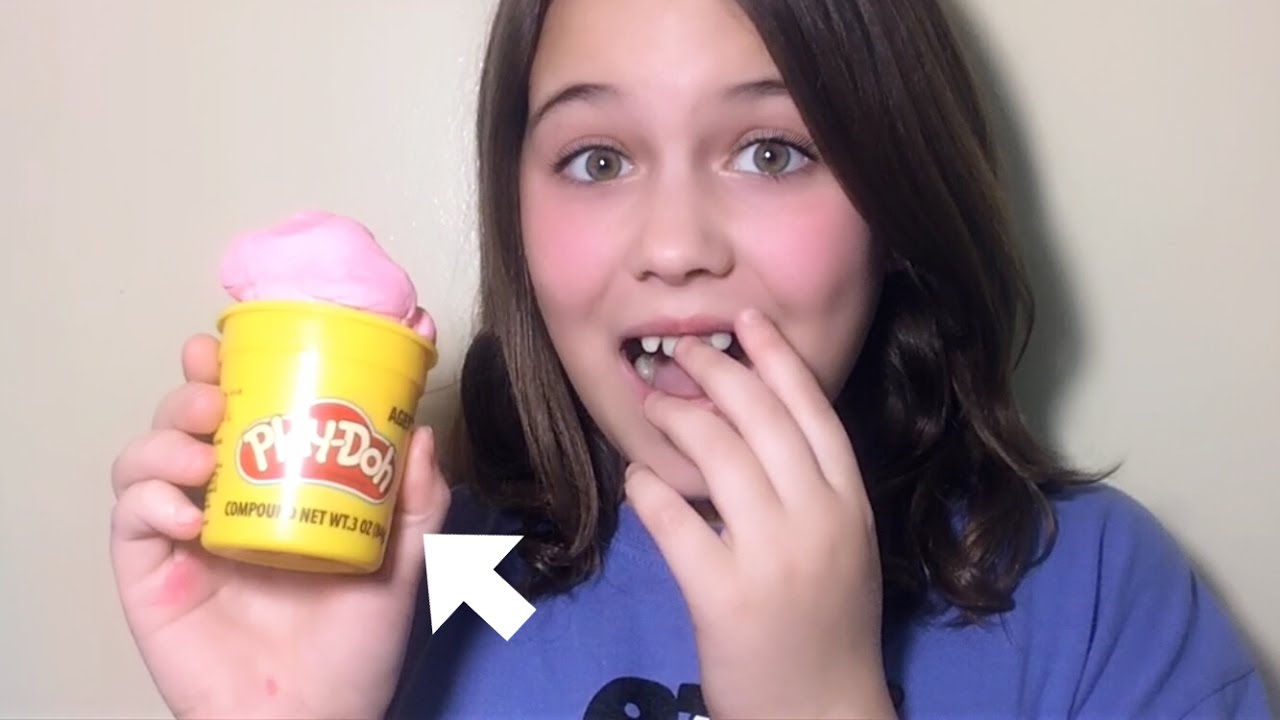 DIY EDIBLE PLAY-DOH?!? Easy Play dough Recipe - YouTube