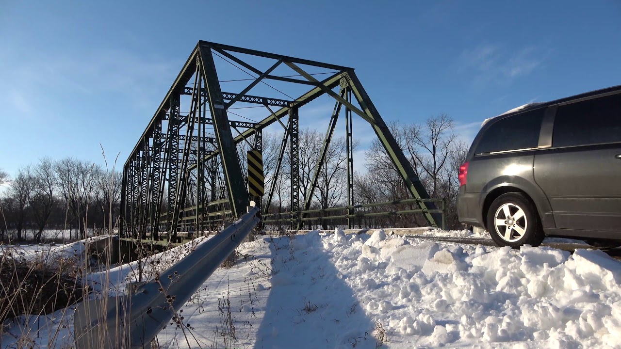 Drivin' The Turtle Creek Bridge - YouTube