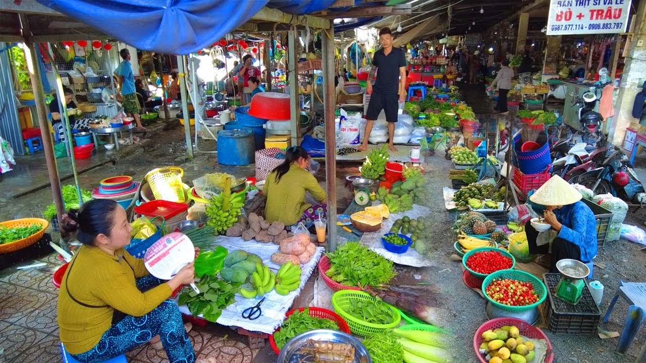 Vietnam’s Countryside Markets – Food, Faces & Everyday Life in Rural ...