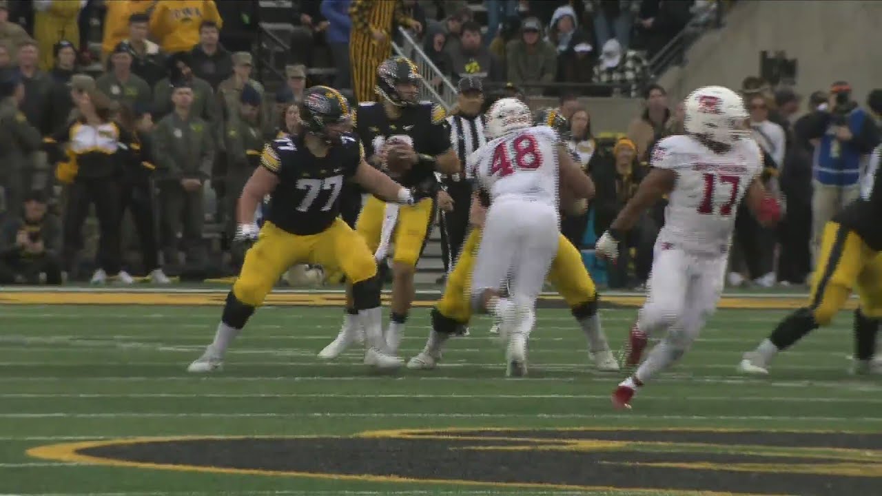 Deacon Hill shows growth, turns in career-best game - YouTube