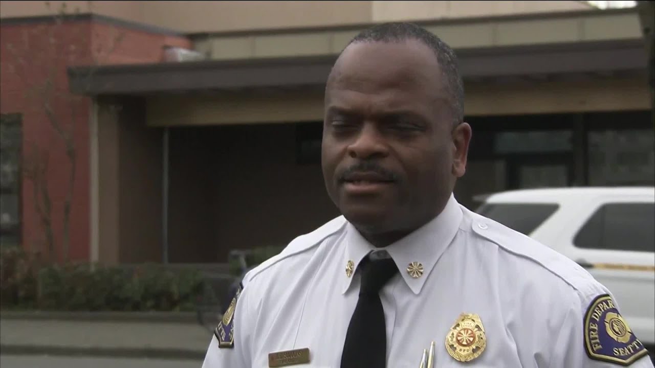 Seattle fire chief holds press conference after shootings - YouTube