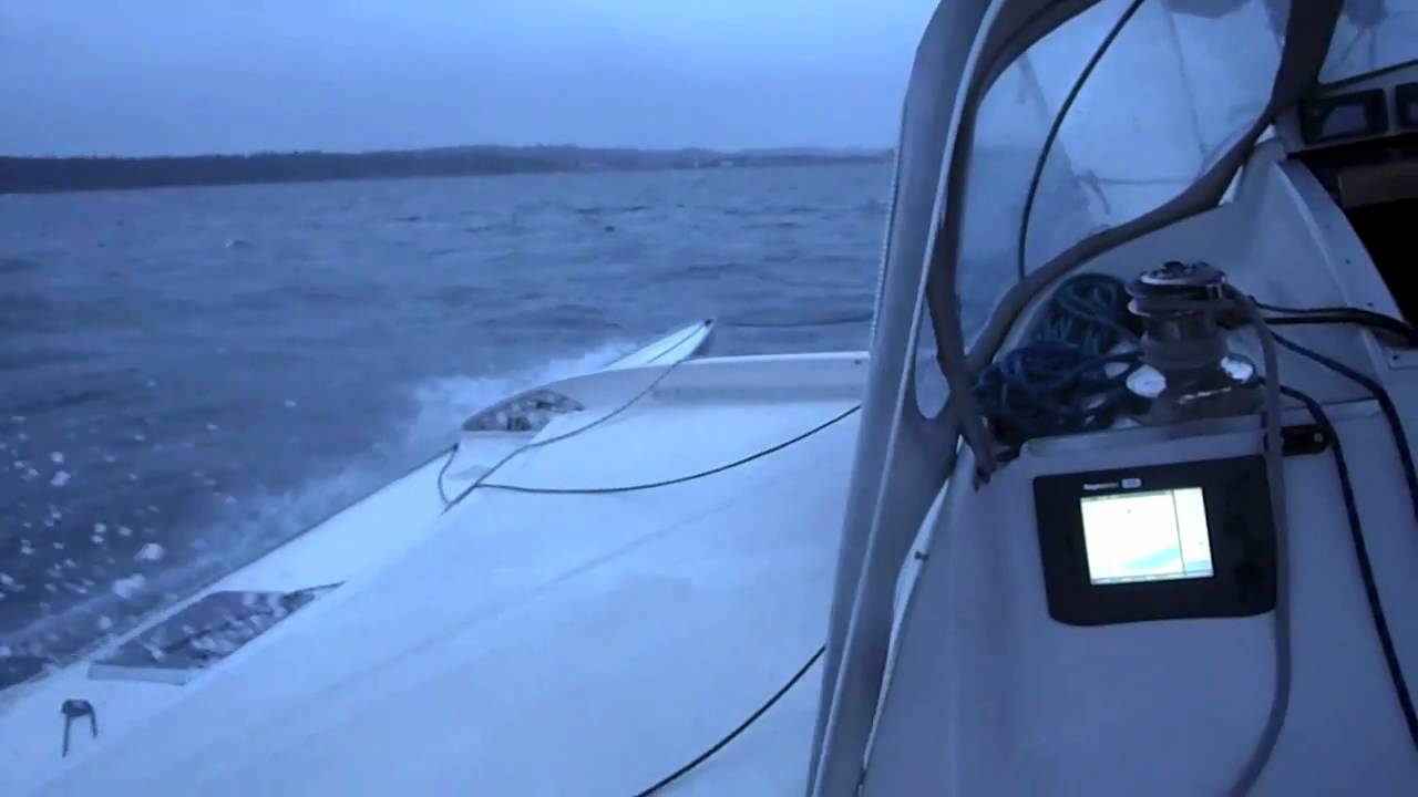 Dragonfly 920 - Nikobing Mors - 20 knots wind - YouTube