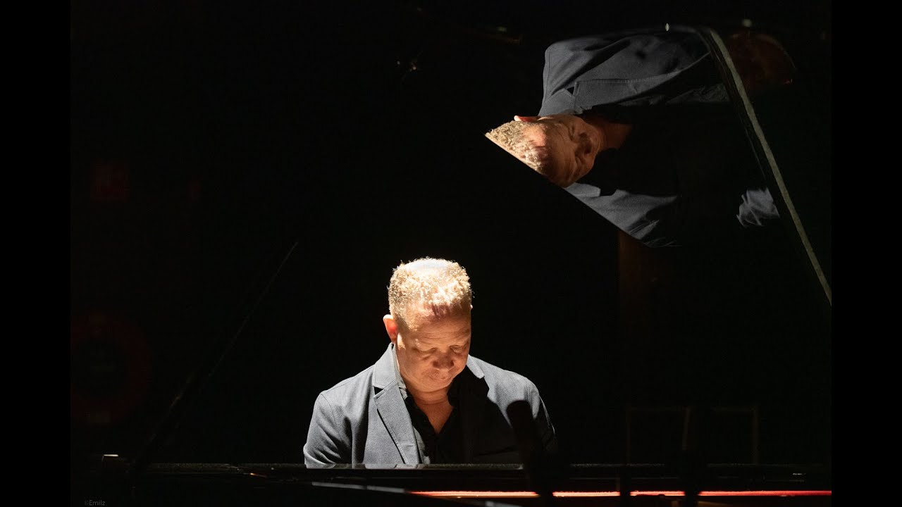 Craig Taborn in Nijmegen / the Netherlands - YouTube