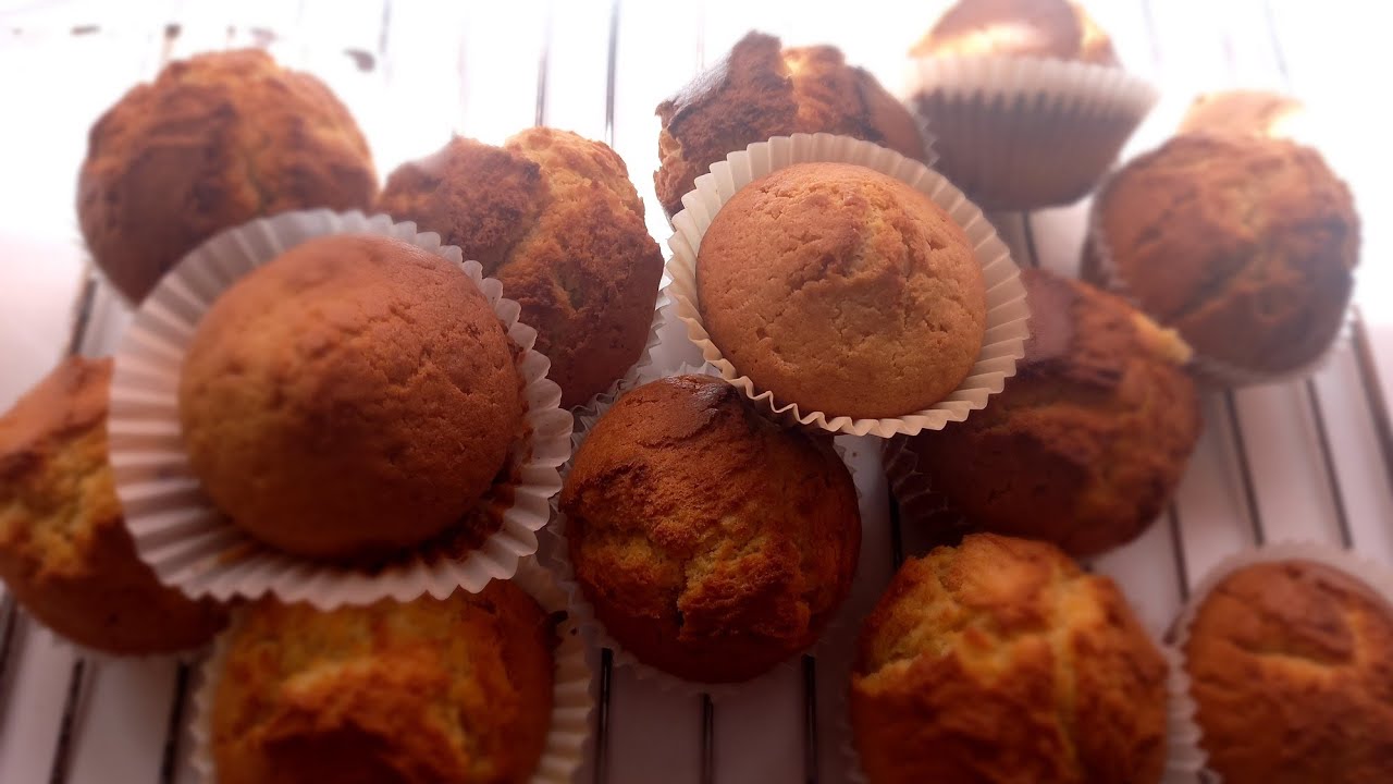 How to make Yummy Queen Cakes in a very simplified way - YouTube