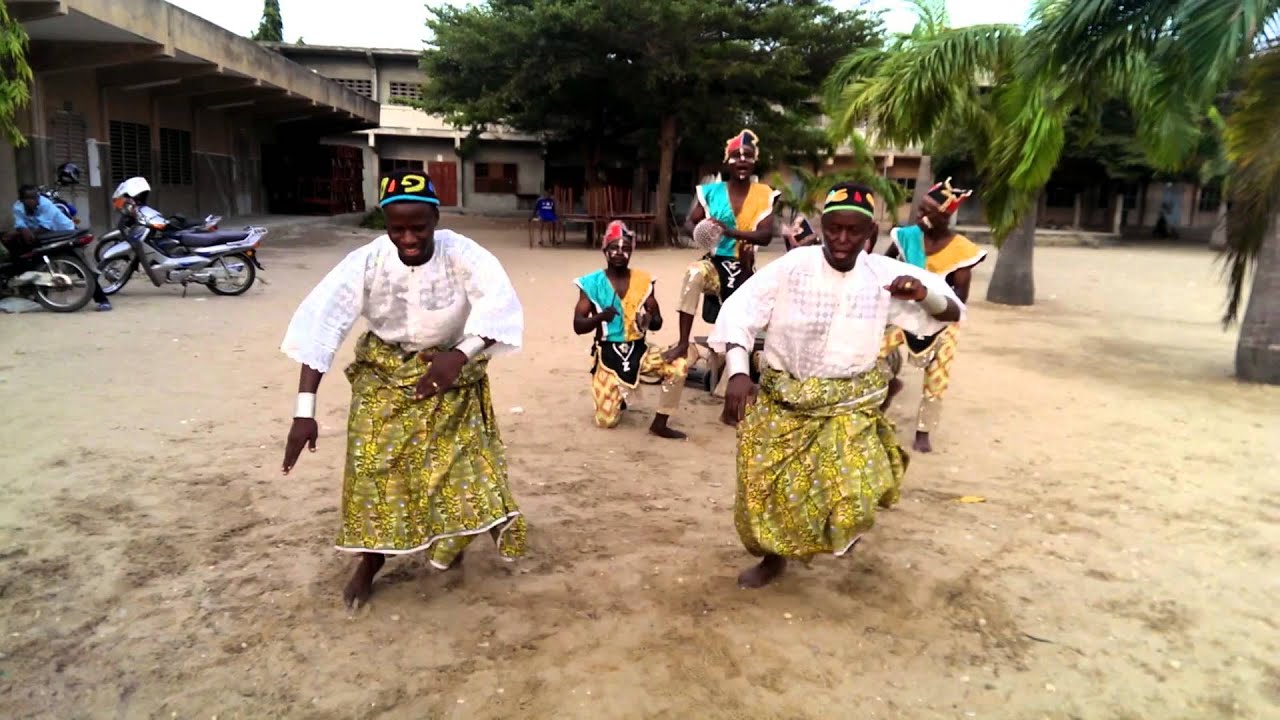 Dance and Mask from Benin - YouTube