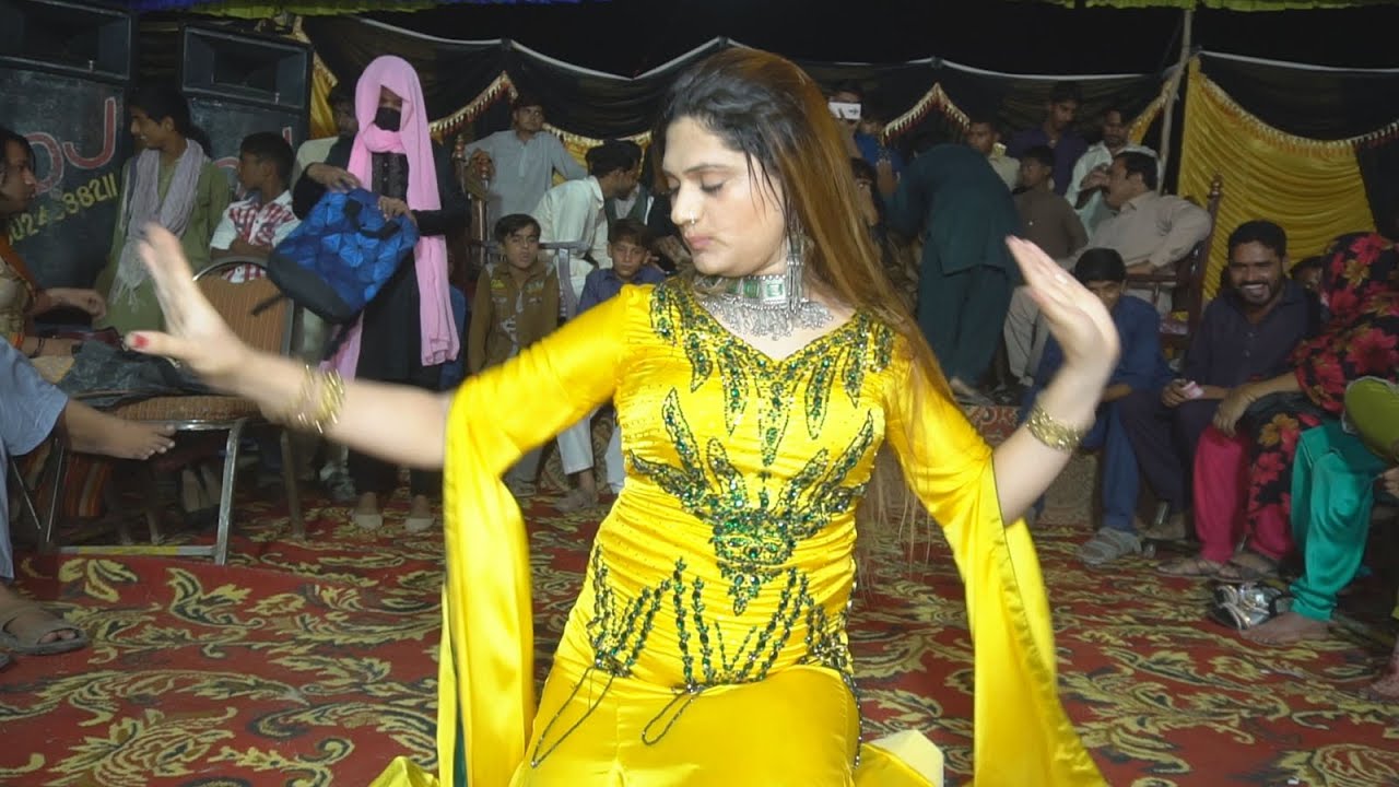 Madam Kanwal Baloch New Song | Hot Song | Dil | ND Studio - YouTube