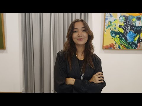 Carissa Perusset Hobi Koleksi Tato di Tubuhnya 