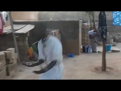 black -g  et sogobo comédie