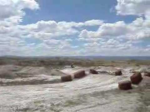 40 foot jump on dirt bike - YouTube