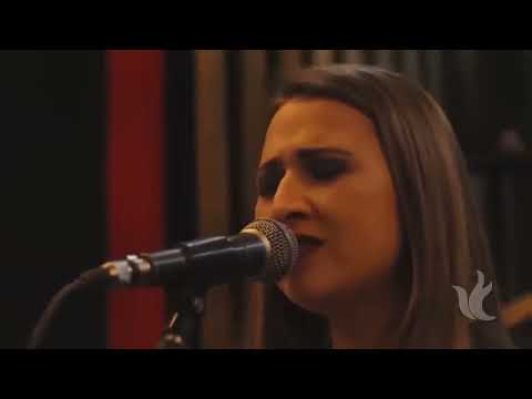 Ministério Zoe - Aquieta Minh'alma (Video Oficial)