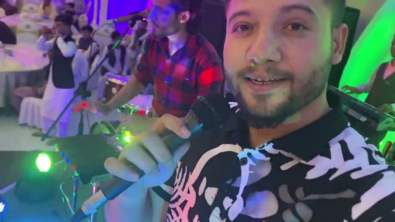 BASHIR WAFA | ATAN E JAJE LIVE CONCERT | بشیروفا | اتن جاجی - YouTube