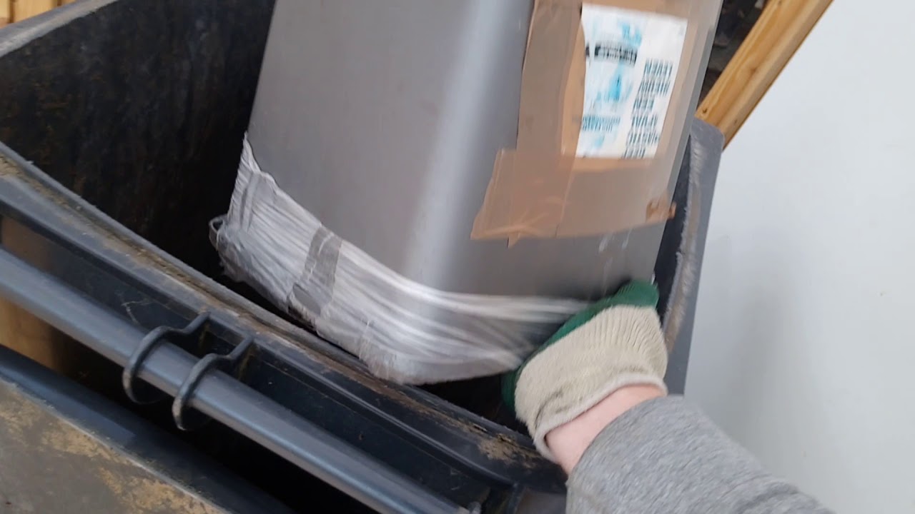 Plastic afval ophalen - YouTube