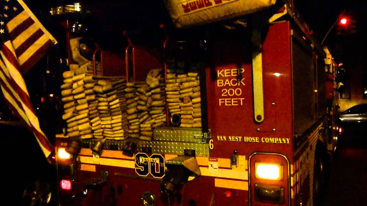 FDNY Engine 90 goes on a run - YouTube