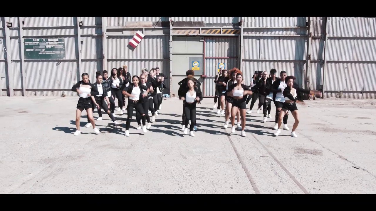 RUDI SMIT & UNTIMITIVE DANCE COMPANY | BADMAN - YouTube