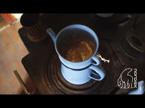 Madam Blå: Making coffee the old way with Nordisk