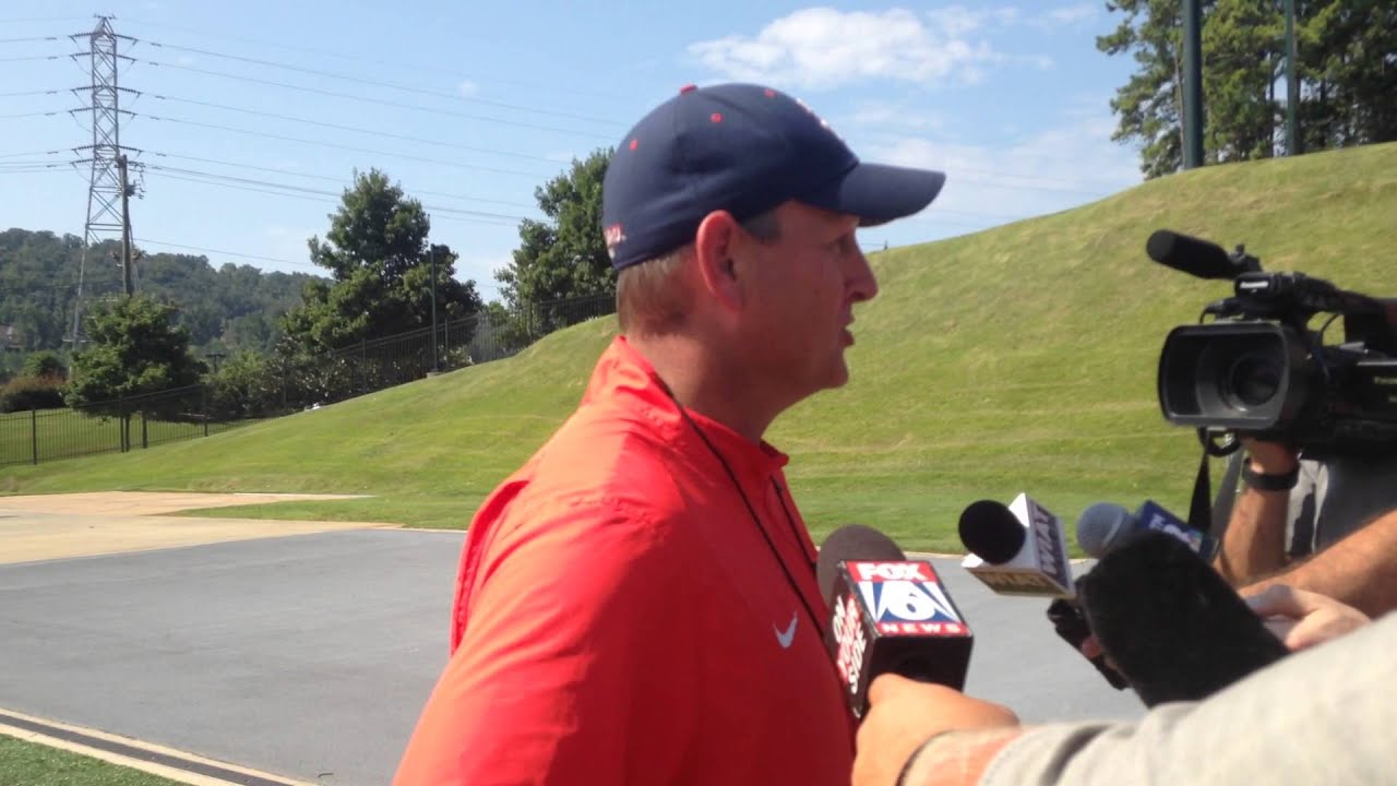 Samford head coach Chris Hatcher with the media, Aug. 15, 2015 - YouTube