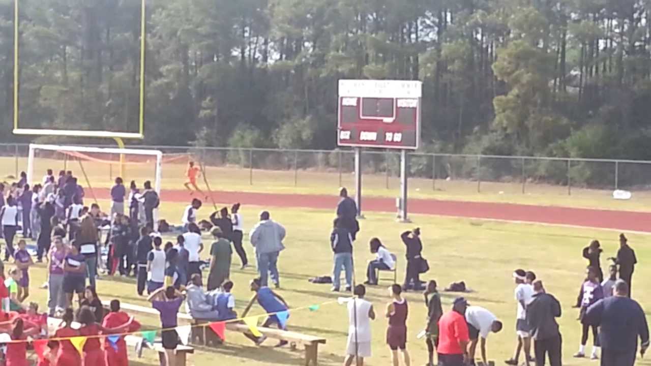 7th grade 4x100 plummer middle school - YouTube