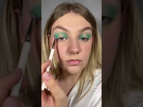 Zlostavljali su me u skoli? | Ivaawho storytime