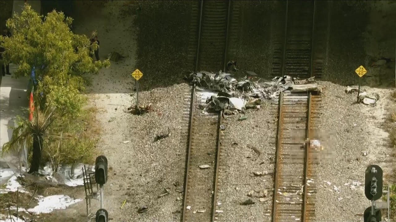 Plane crash in Boca Raton leaves 3, dead 1 injured, authorities say ...