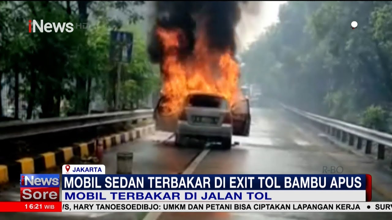 Mobil Sedan Terbakar di Exit Tol Bambu Apus, Jakarta #iNewsSore 23/02 ...