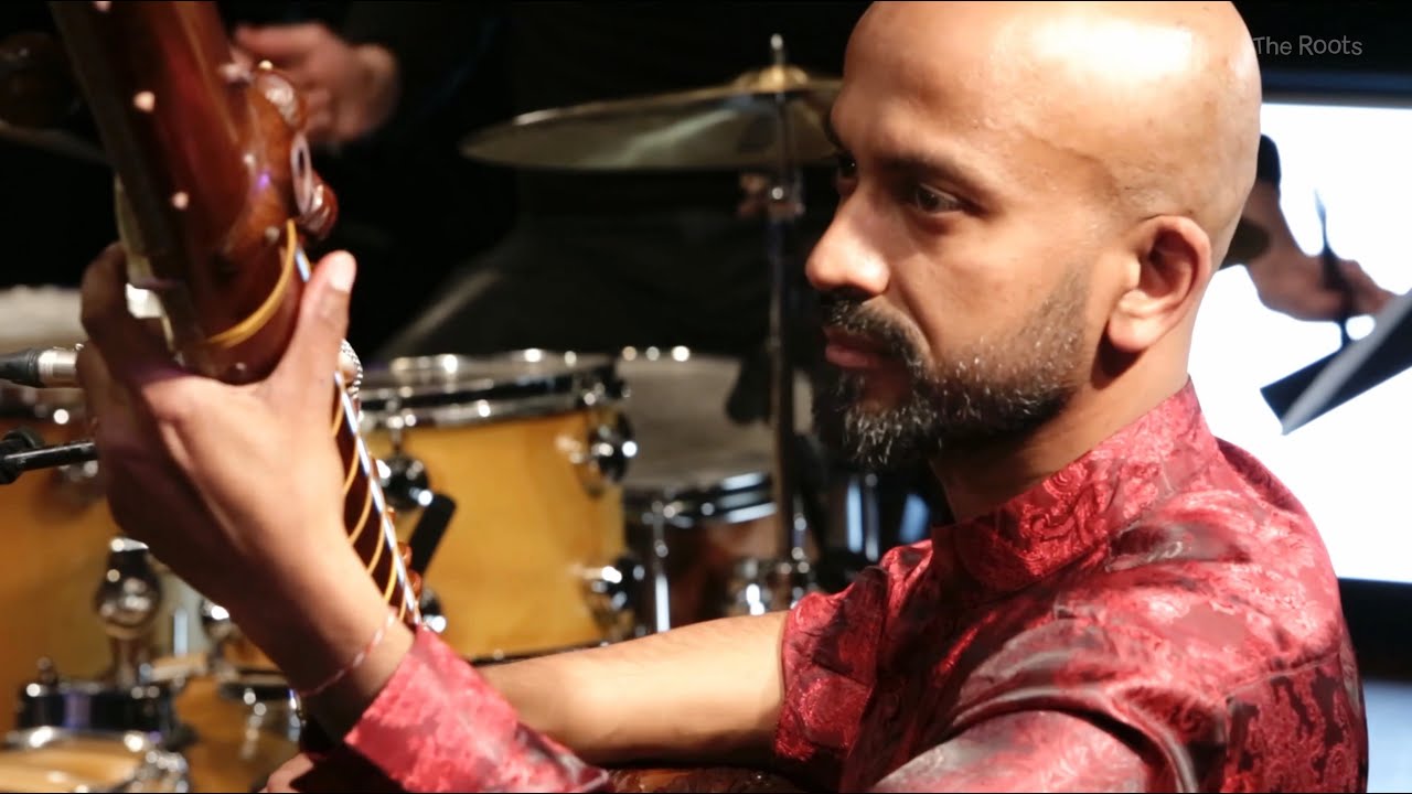 Hindol Deb "Essence of Duality" – live at Beyond The Roots - YouTube