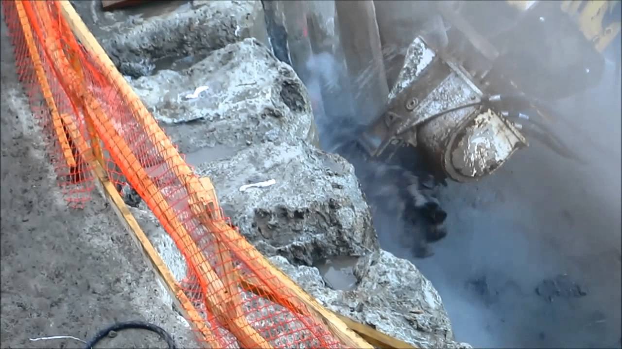 Operations at the Murray CSO Storage Tank Site in West Seattle - YouTube