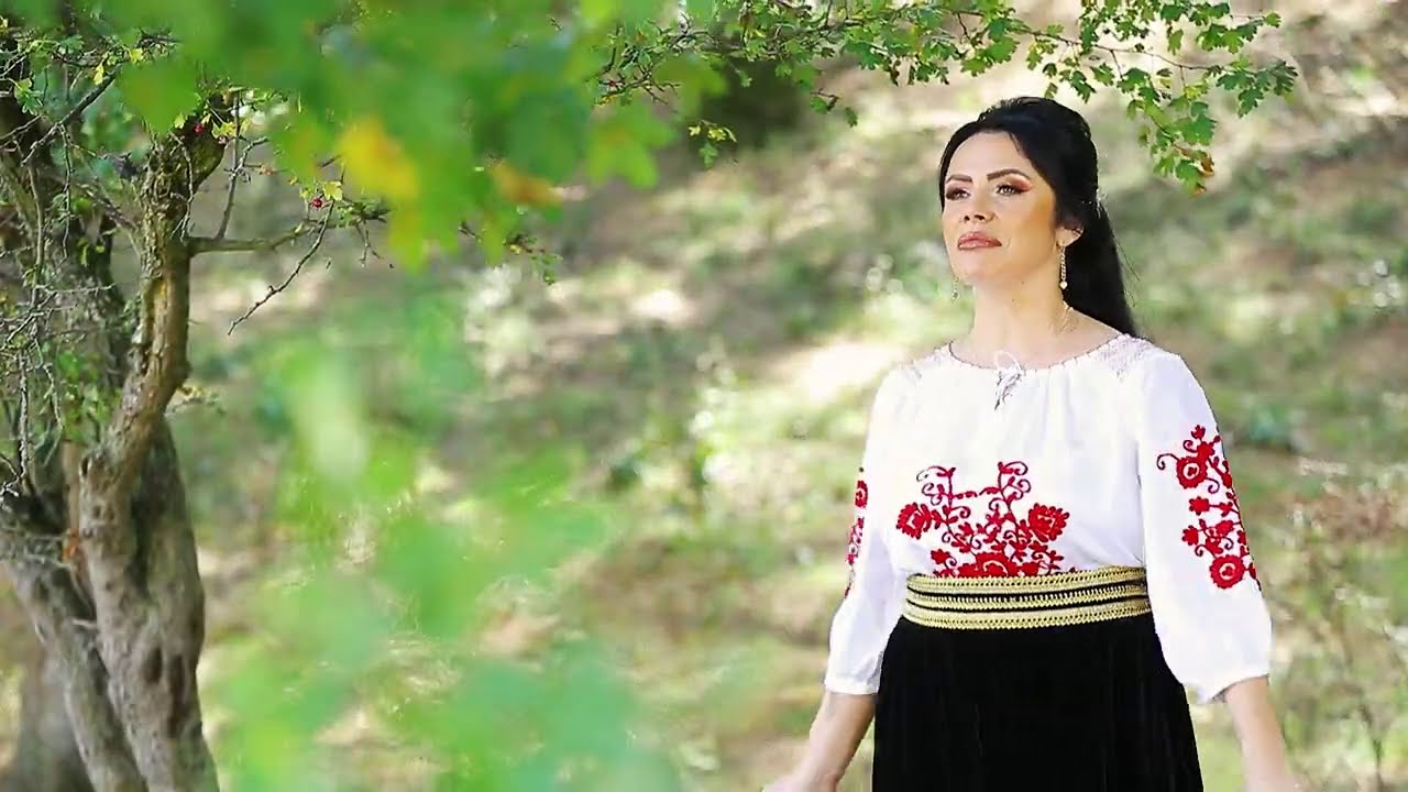 Doina Boerica - Sirba socrilor [oficial video] - YouTube