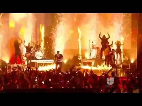 *DUELE EL CORAZON* Enrique Iglesias ft wisin LIVE 2016