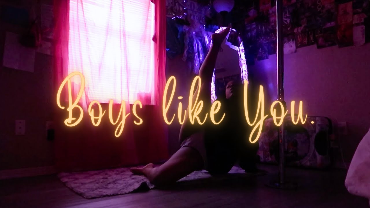 Dancing alone in my room to Boys like you by Tanerelle - YouTube