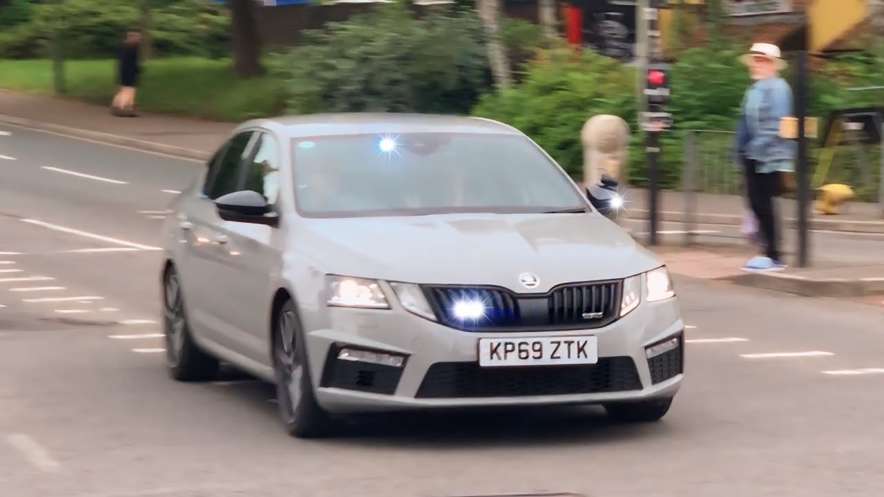 *Unmarked* Police Skoda Octavia Driver Training!! - YouTube