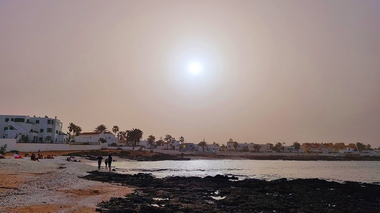 🏝️ El tiempo (y la calima) en Corralejo, Fuerteventura... en diciembre ...
