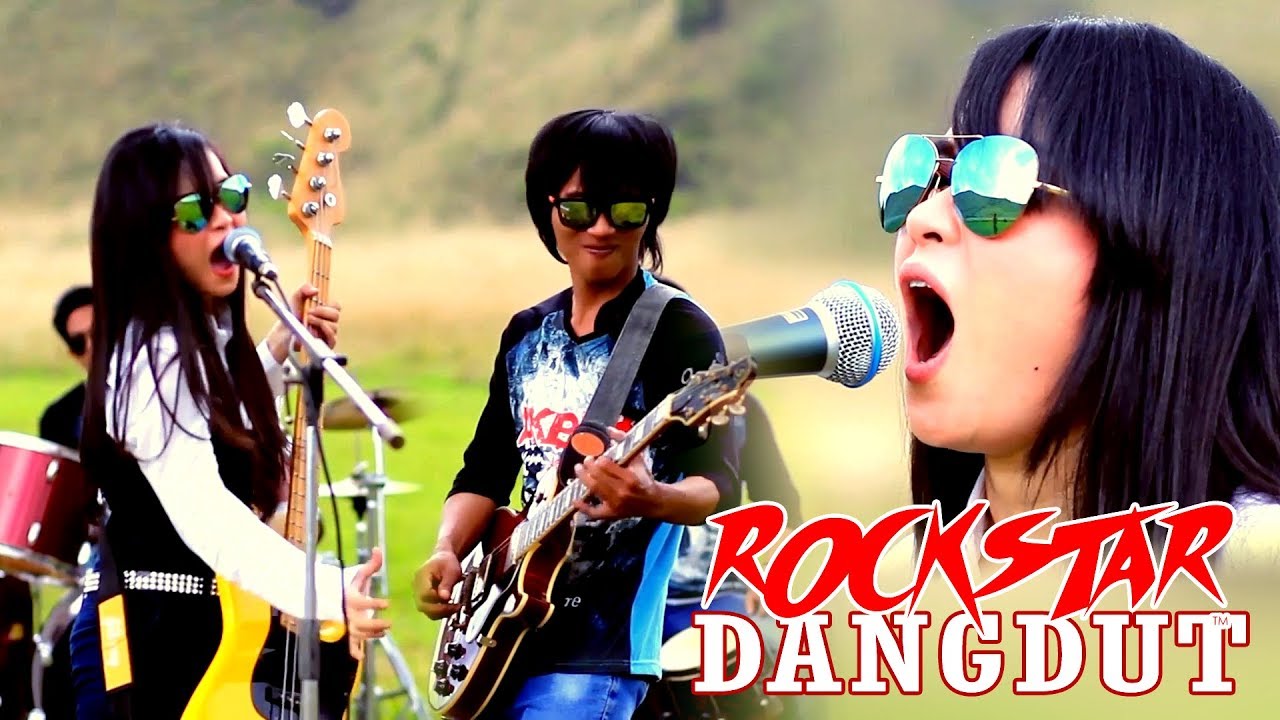 KEREN,Tampil Beda!! ROCK Rasa DANGDUT_SKAK_MAT_ Yuli Kdi ft. Akbar ...