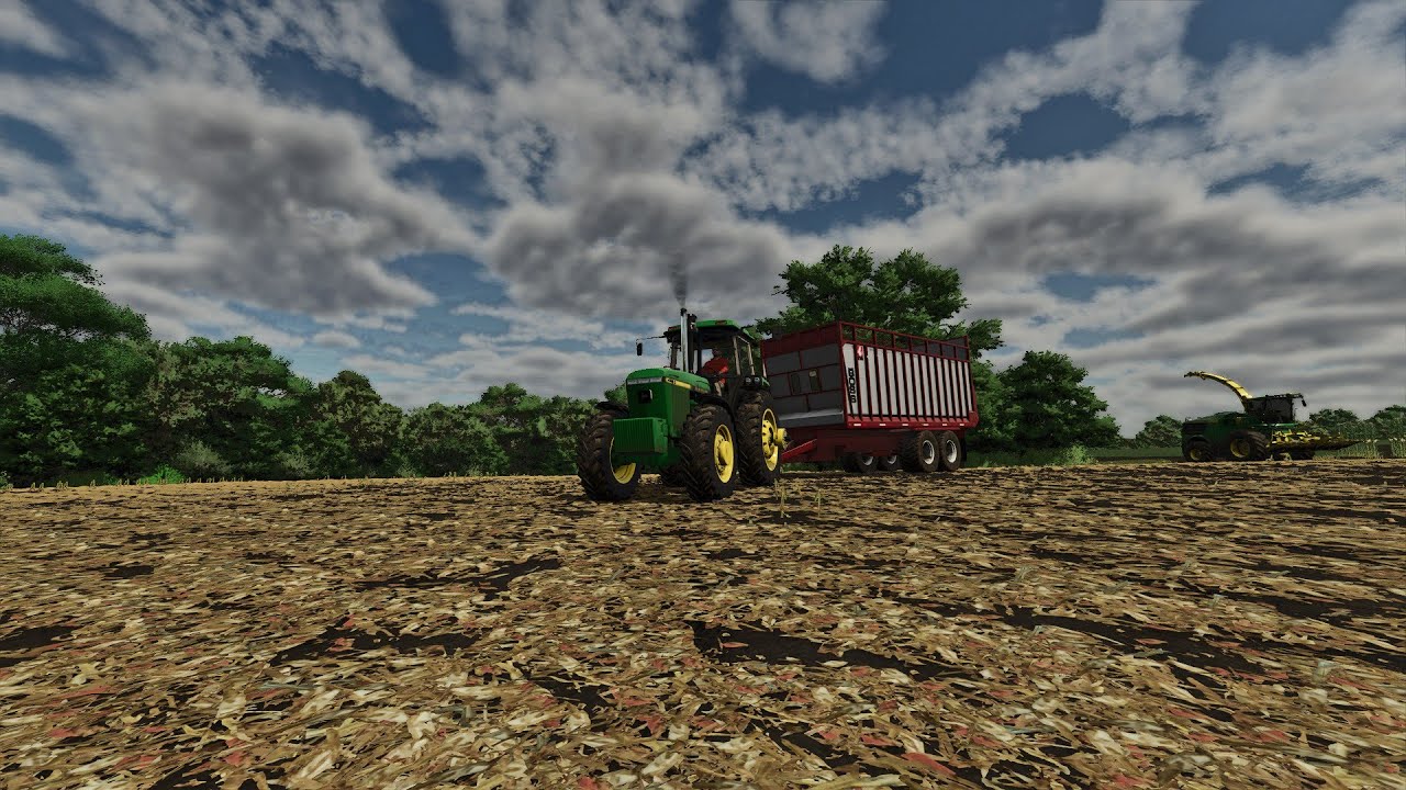 Chopping Silage with the New Silage Boss Trailers - YouTube