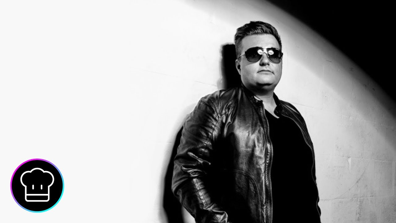 Jean Elan - Old Enough To Know Better - YouTube