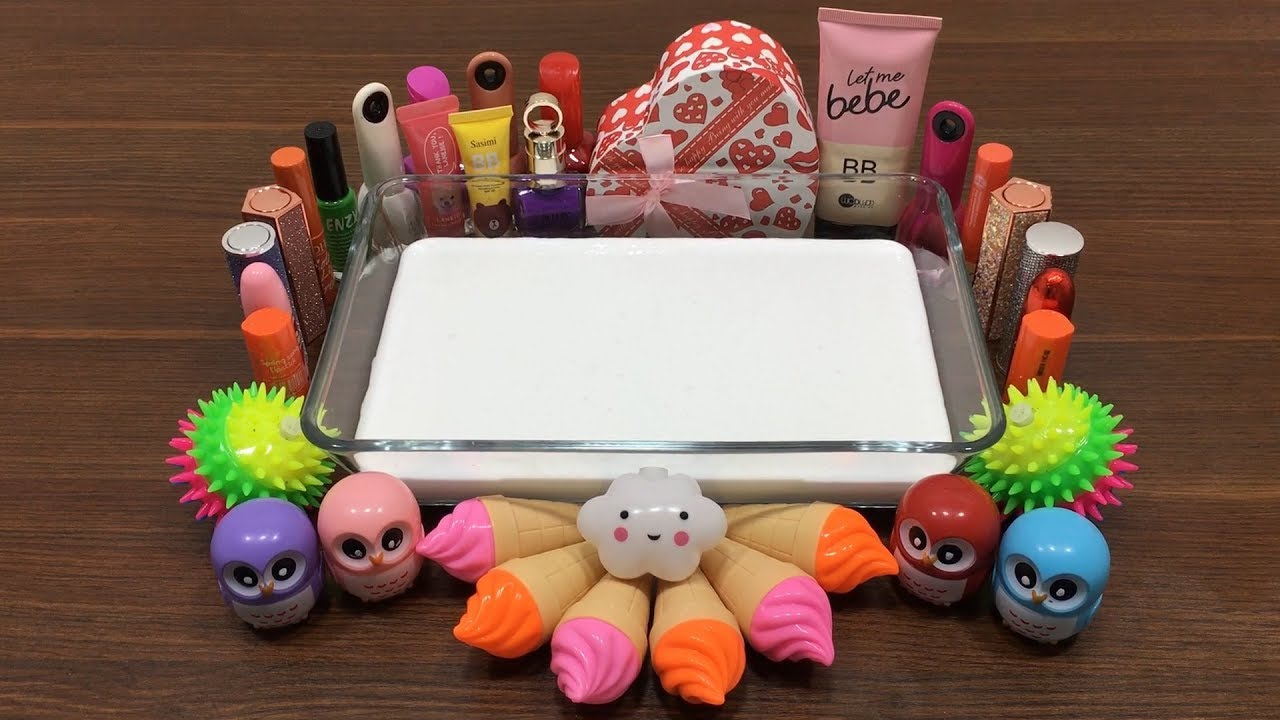 Mixing Makeup and Glitter into Fluffy Slime #3 !!! SlimeSmoothie ...