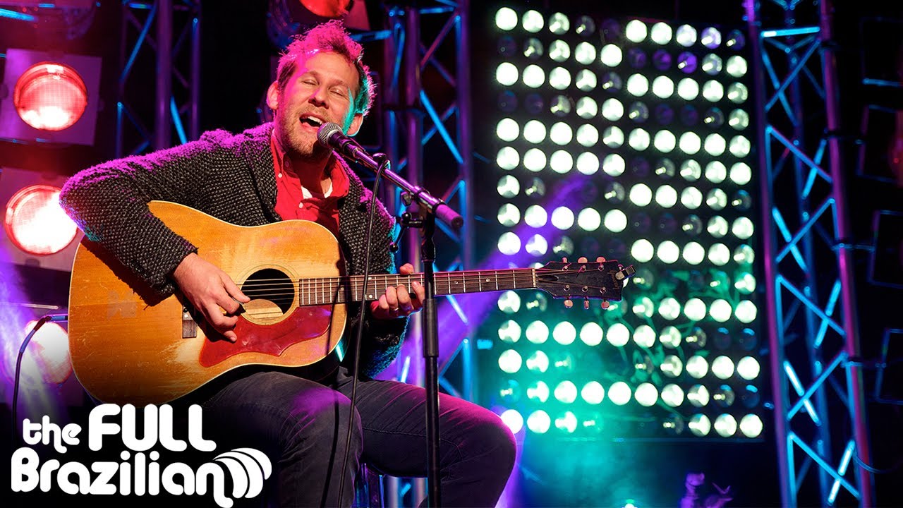 Ben Lee sings Love Me Like the World is Ending - YouTube