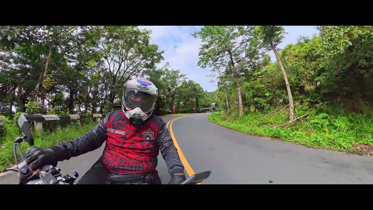 Solo Ride - Batman Loop Ride - YouTube