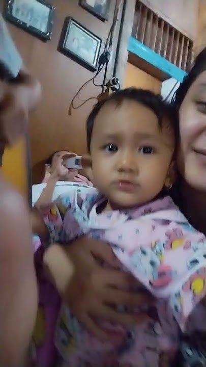 221020 zeeya pingin ikutan main gitar - YouTube