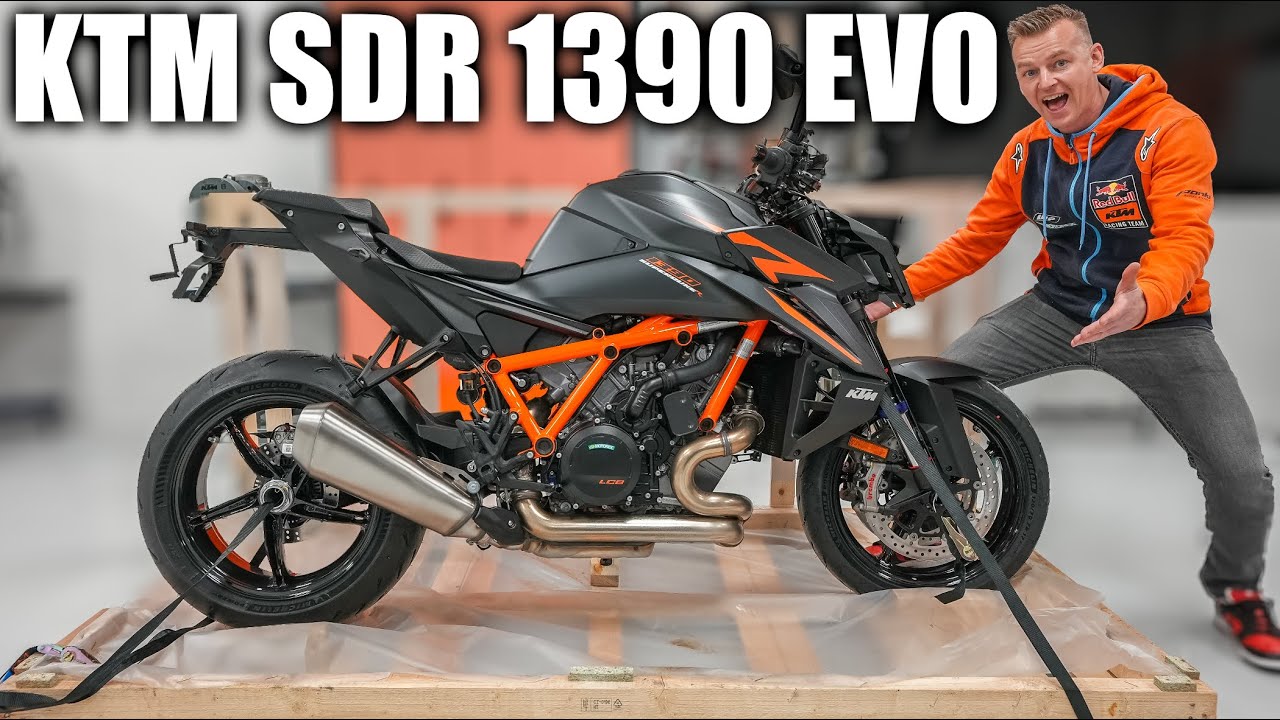 2024 KTM 1390 SUPER DUKE R EVO Unboxing | Exhaust Sound & Wheelie ...