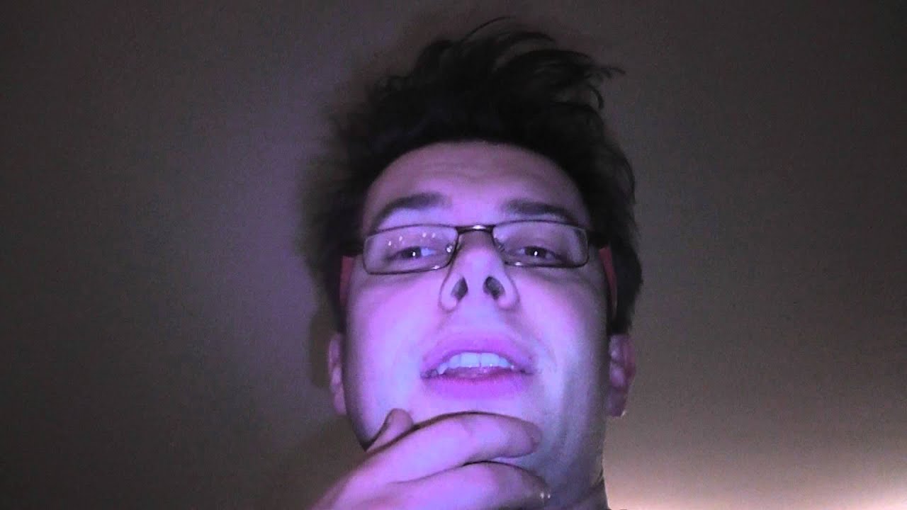 Crap haircut or "Devil's haircut" (Beck)? - YouTube