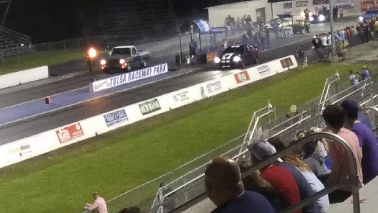 Tulsa raceway park midnight drags - YouTube