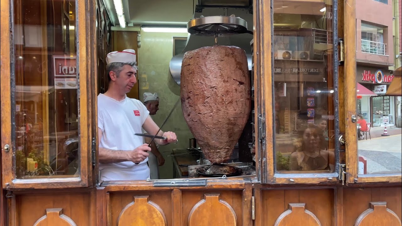 The most famous Iskander Kebab in Turkish - YouTube