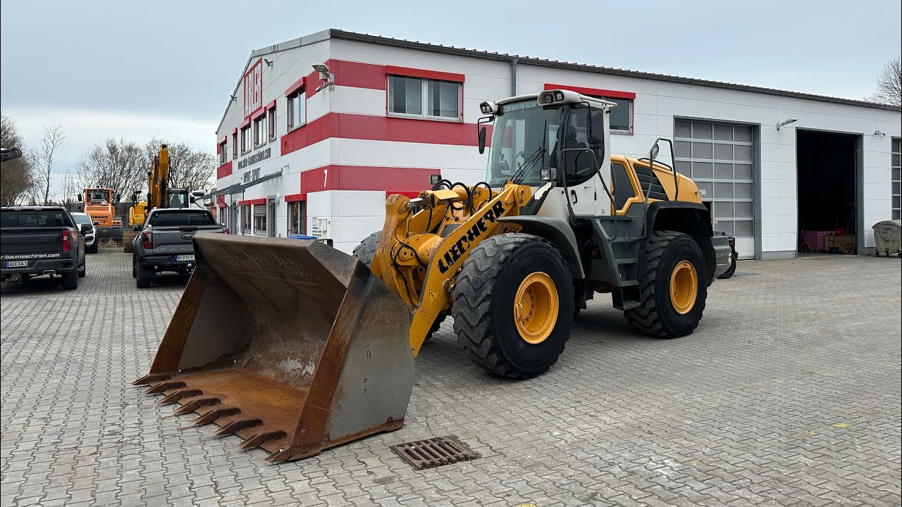 Liebherr L556 2Plus2 Radlader - YouTube