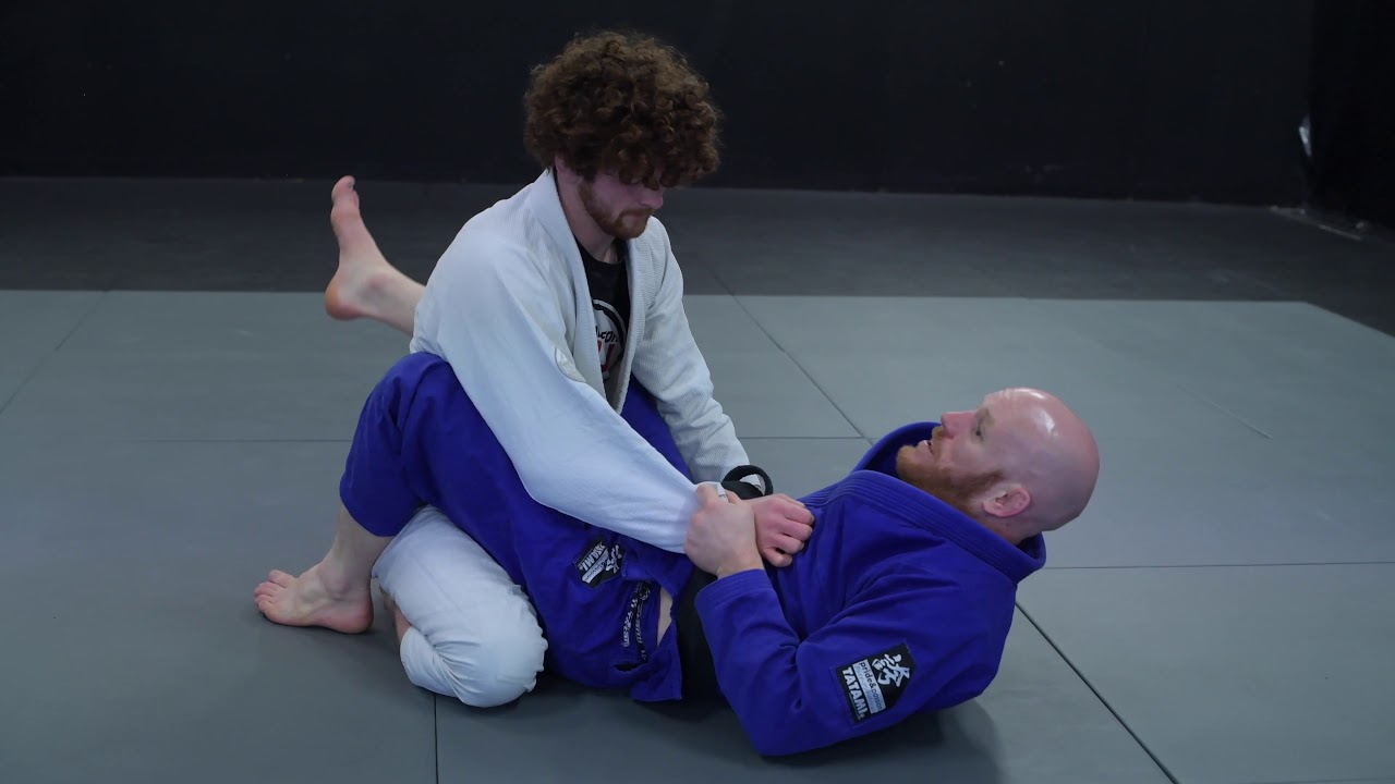 Closed Guard - Flower Sweep - YouTube