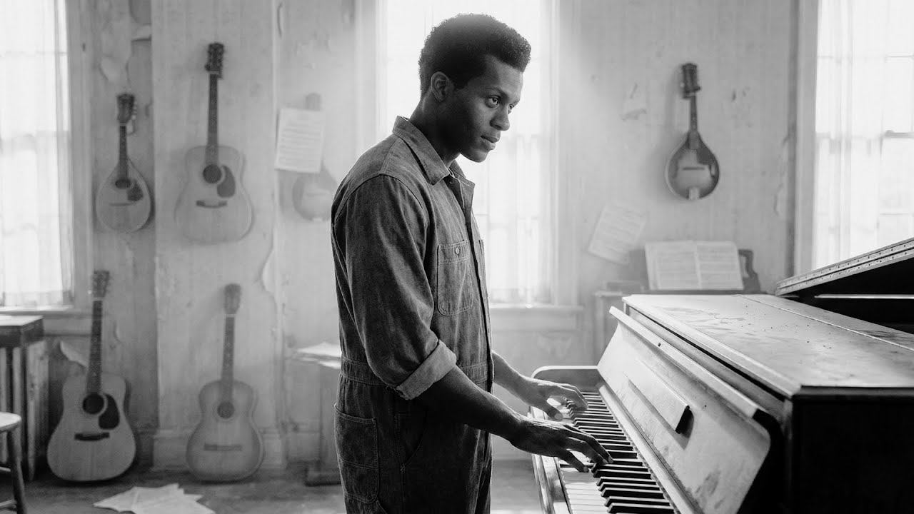 Chuck Berry played his FIRST note in PRISON — what happened next ...