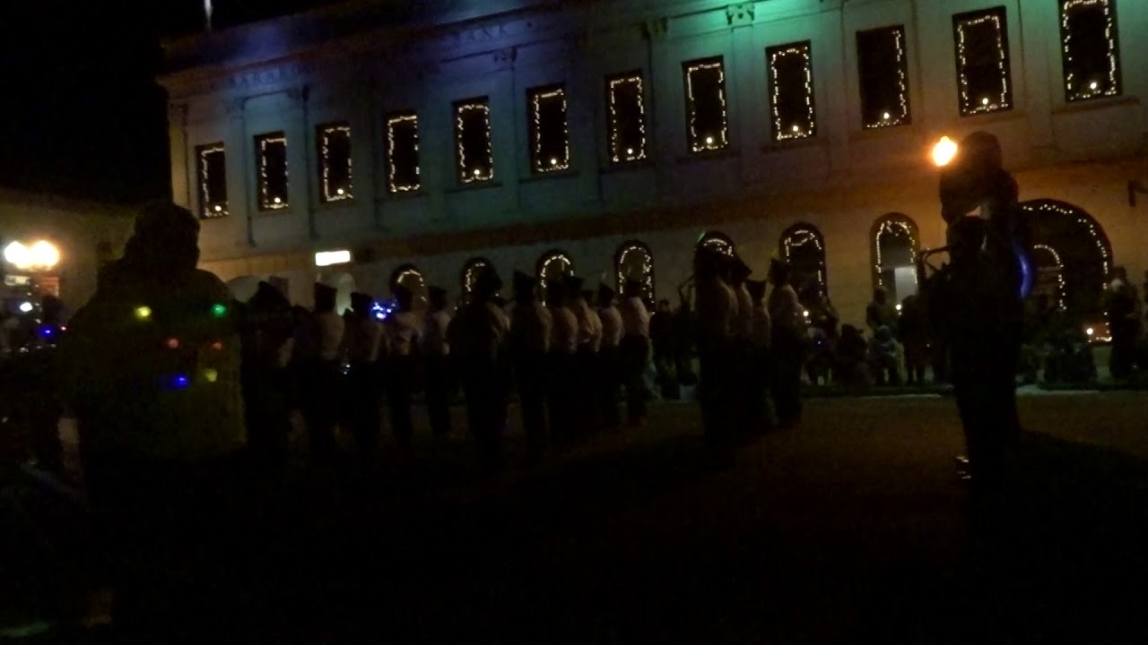 🎅Downtown Baraboo Christmas Light Parade - YouTube