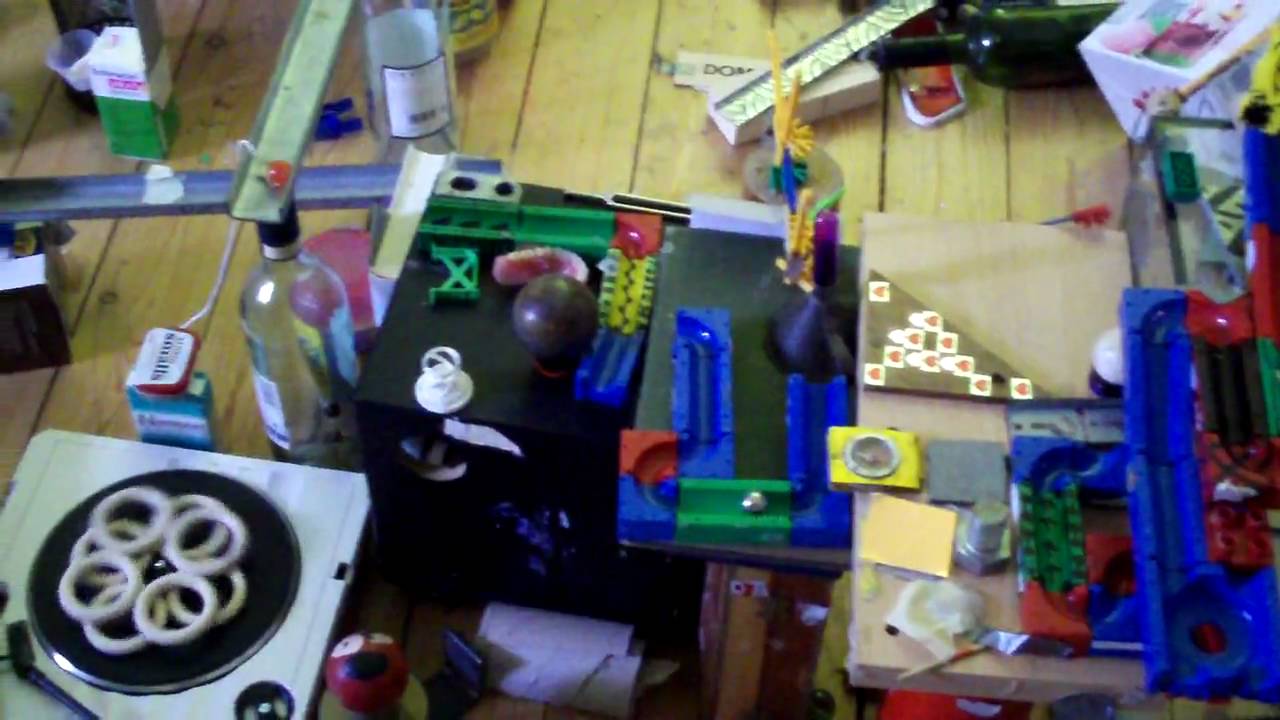 The Spinner 1 (Go Spain) Rube Goldberg Pythagoras Switch ピタゴラスイッチ 115 ...