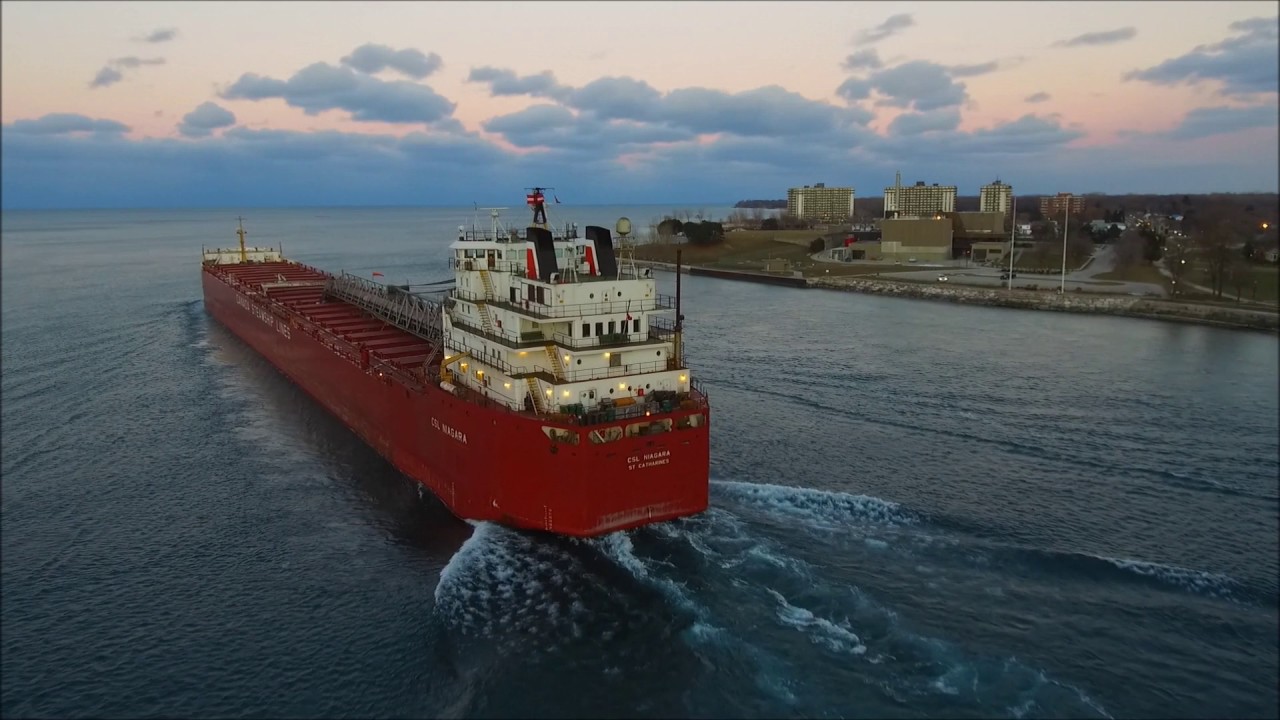 CSL NIAGARA - Upbound Port Huron, Michigan 1-5-2017 - YouTube